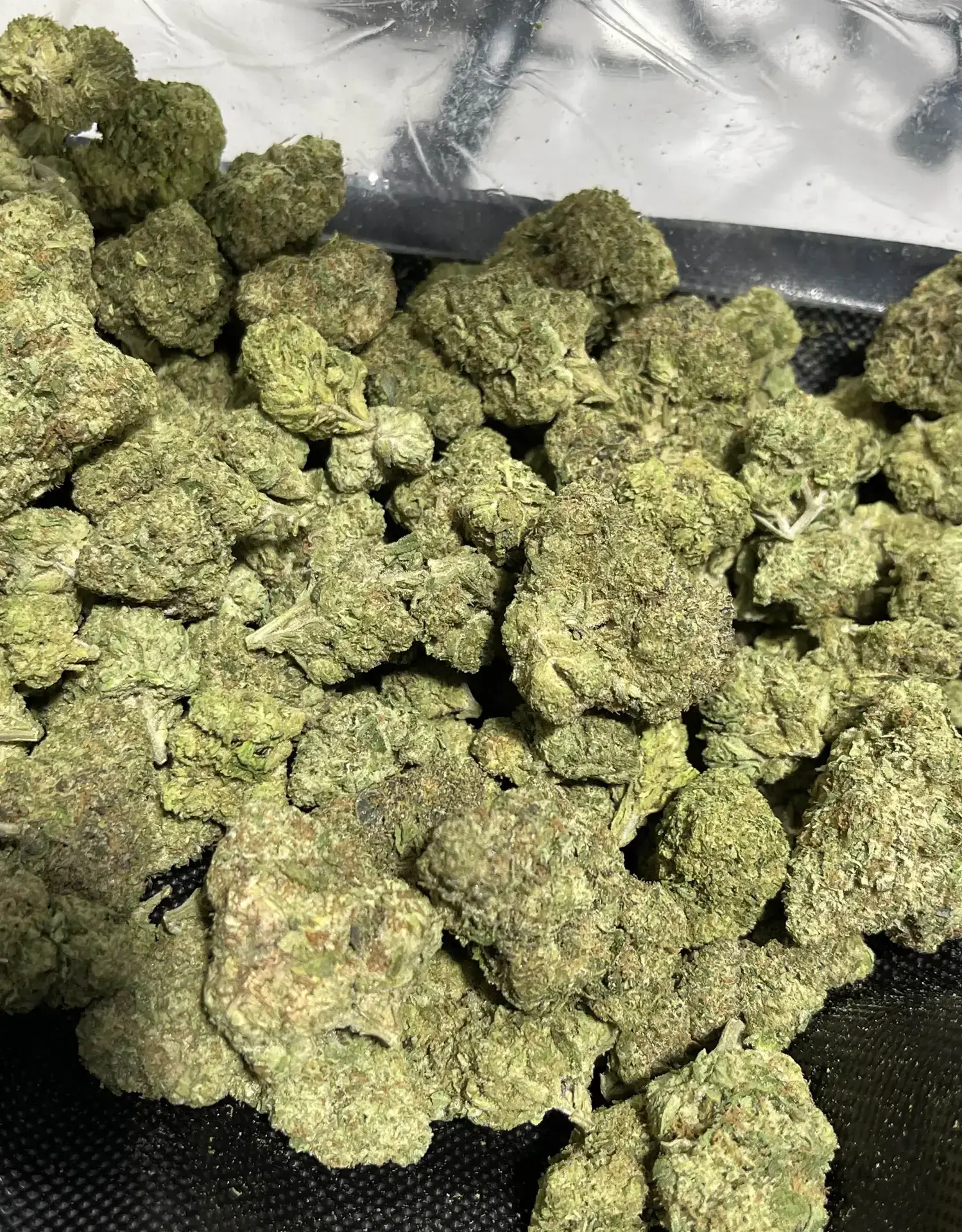 Super Runtz THCa Flower — Sativa — 25.52% — Light Dep